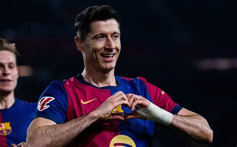Lewandowski Completa Três Anos De Barcelona Confira A Trajetória