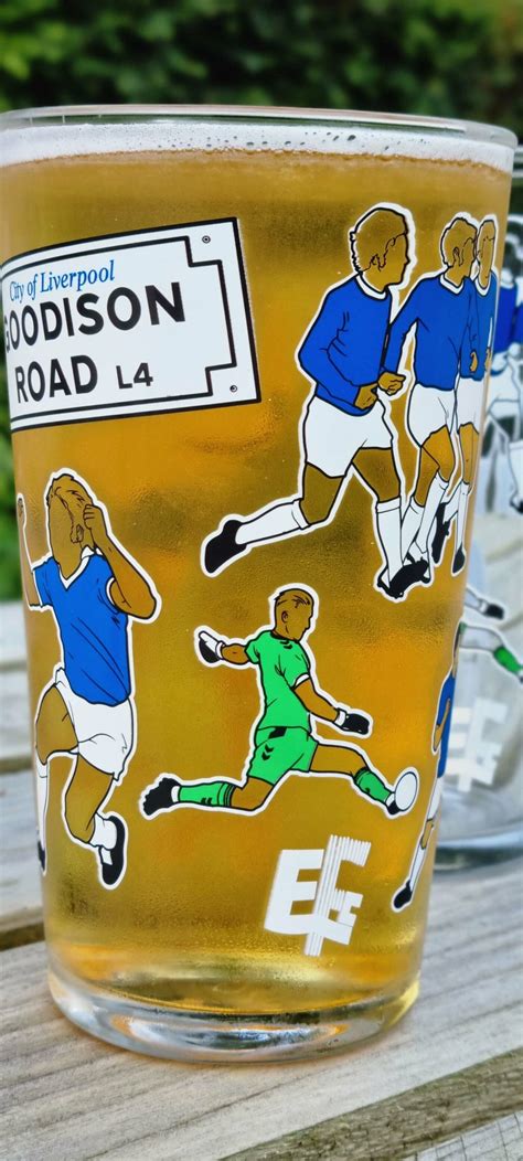 Player Pint Glass Grand Old Team