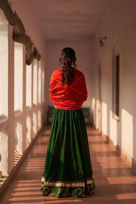 Label Earthen Rani Bahar Reshmi Lehenga Set Elahe