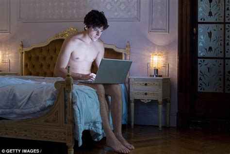Does Internet Porn Ruin Relationships Daily Mail Online
