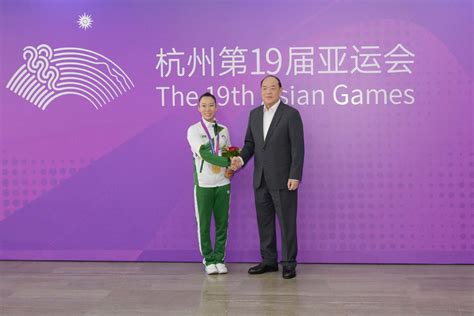 Liyi 2 Revista Macau