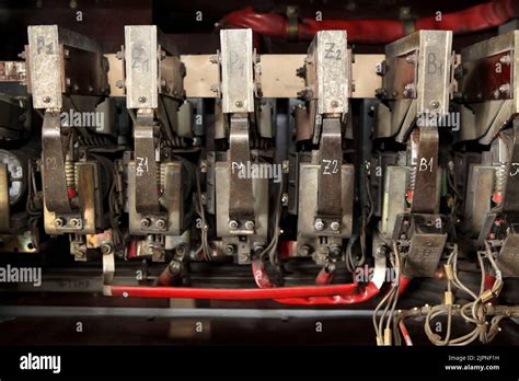 The High Voltage Switch High Voltage Element Of The Cell An