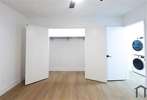 3739 Inglewood Blvd Los Angeles Ca 90066 Zillow