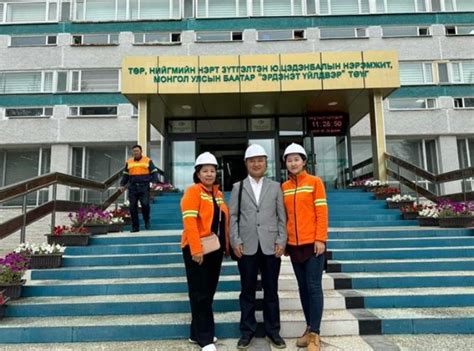 ЭЦДС н механикийн тэнхимийн багш нар БНХАУ н ӨМӨЗО ны Хөх хотын Аж үйлдвэрийн их сургуулийн багш