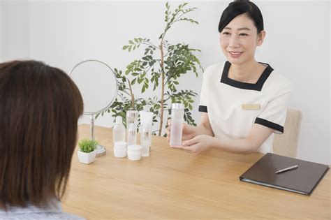 美容部員育成で評判の東京にある専門学校・ボーテソムリエールアカデミー