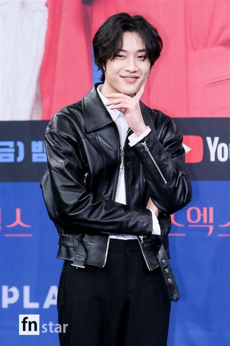 포토 이종원 ‘서서히 발산하는 매력 헉스