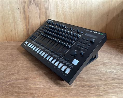 Roland Tr8s Tr 8s Rhythm Performer Desktop Stand Cold Earth Industries