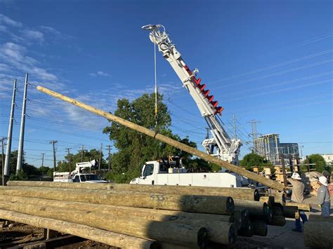 Load Chart Knowledge Is Central To Safe Digger Operations