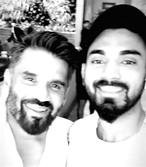 Suniel Shetty Spills The Beans About His First Meeting With Son In Law