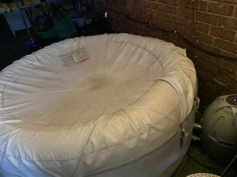 Lazy Spa Hot Tub And Lid For Sale From United Kingdom