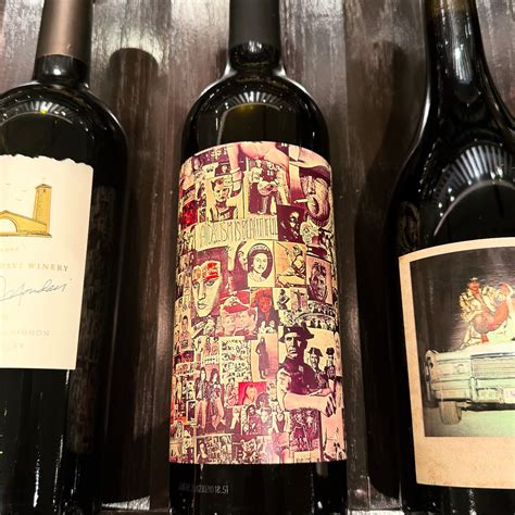 광고 🍷롯데백화점에서 만나볼 수 있는 오린스위프트의 앱스트랙 와인 국내에서 가장 사랑받는 나파밸리 컬트 와인으로 천재적인 블렌딩과 예술적인 레이블로 요즘 가장 핫한 천재