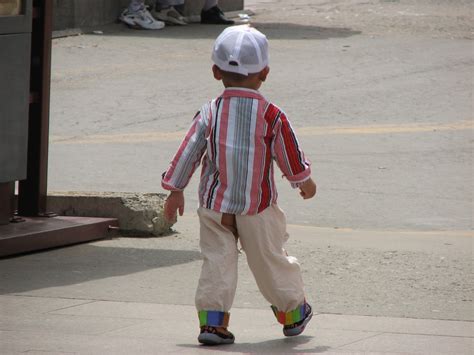 Why Do Chinese Babies Wear Split Crotch Pants