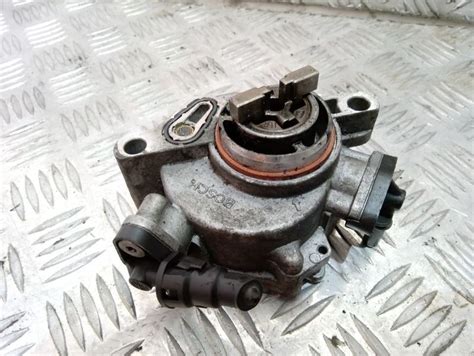 Вакуум помпа Ситроен Ц4 1 6хди 92кс 2011г Citroen C4 1 6hdi с Владая • Olx Bg