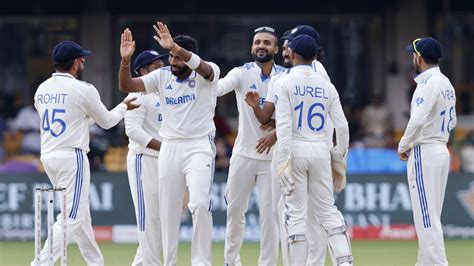 Indvseng 2nd Test రెండో రోజు పూర్తిగా డామినేట్ చేసిన భారత జట్టు మూడో రోజు మలుపు తిప్పితే