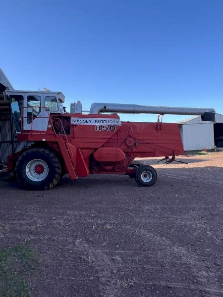 Massey Ferguson 850 Farm Tender