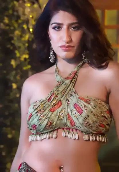 Shreya Mehta Top 20 Hot Pics And Photo