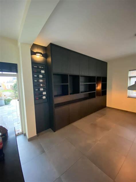 Werkopmaat ⚒ Maatkast In U999 St19 Egger Voorzien Van