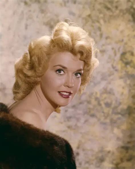 American Actress Donna Douglas Circa 1960 Old Movie Photo Eur 543