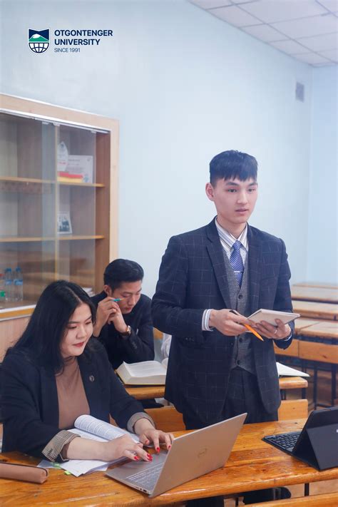 Otunews Отгонтэнгэр их сургууль Otgontenger University
