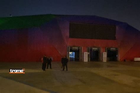 Juan Luis Guerra En Vivo Caos Y Pesar En Los Exteriores Del Arena Perú