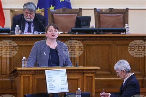 Народното събрание прие на първо четене законодателните изменения за хората с увреждания