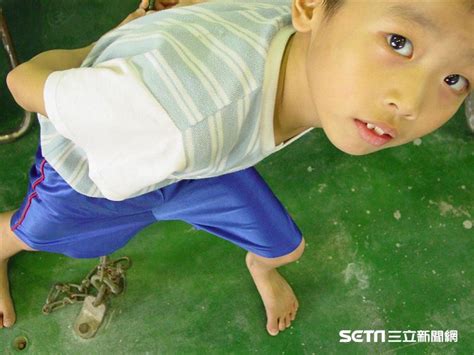 男星16年前抱過奧運銀牌得主！大腿被李智凱「當鞍馬坐」 娛樂星聞