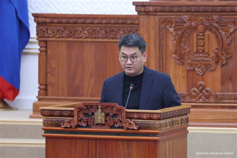 “Нийслэл Улаанбаатар хотын 2040 он хүртэлх хөгжлийн ерөнхий төлөвлөгөөг батлах тухай” УИХ ын