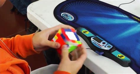 Feliks Zemdegs Resolvió Un Cubo De Rubik 5x5x5 En Nuevo Tiempo Récord La Tienda Cubera