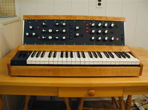 How To Build A Minimoog Stuffjourney Giggmohrbrothers