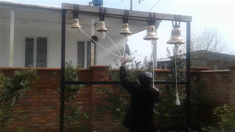 სადღესასწაულო ზარების რეკვა წმინდა ნეტარ დედა მატრონას ტაძარში ასრულებს ნიკოლოზ კეკელია