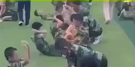 싫다는데 남자 아이 고추 만지는 여자아이 에펨코리아