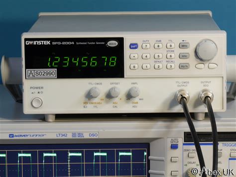 GW Instek SFG 2004 4MHz Digital Function Generator