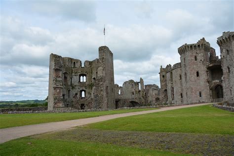 Great Castles Gallery Raglan Castle