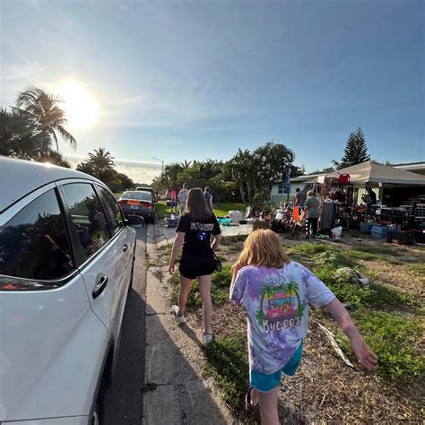 Lets Get Some Listings Done Come Hang Out While I List Some Items Try Nifty Free For 7 Days