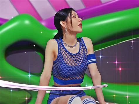 Itzy Sneakers Joonerix Itzy Sports Bra Fashion Itzy Sneakers Joonerix Itzy Sports Bra Fashion