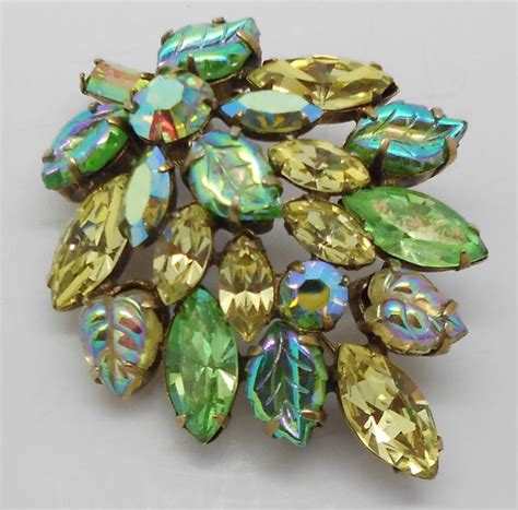Vintage Green Carved Leaf Rhinestone Brooch Signed Regency Etsy
