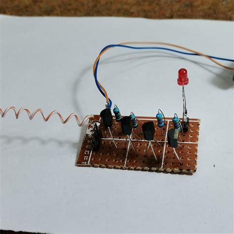 Diy Simple Sensitive Emf Detector And Electroscope