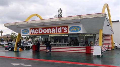 Oldest Operating Mcdonalds Restaurant In The World Youtube