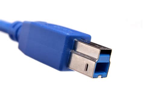 شرح Usb جميع الأنواع المختلفة واستخداماتها Tech Ram البوابة العربية لعلوم الكمبيوتر