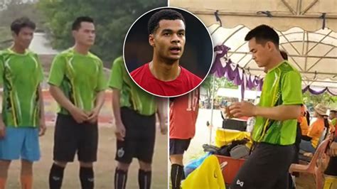 ภาพไวรัล โคดี กัคโป โผล่เตะบอล แมตช์กระชับมิตรหมู่บ้านที่เมืองไทย มองดูดี ๆ อ่อ นั่นมันลุงพลนี่