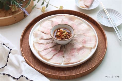정호영 냉수육 만들기 앞다리살 돼지 고기 수육 맛있게 삶는법 레시피 네이버 블로그
