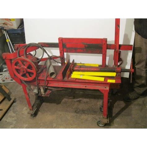 Electric Powered Hacksaw