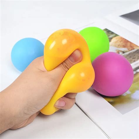 스퀴즈 라이징 볼 압력 릴리프 재미있는 가제트 부드럽고 푹신한 밀가루 공 어린이 성인용 고품질 선물 1 개 Aliexpress