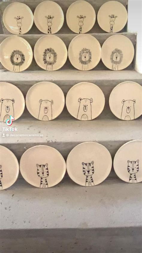 Platos De Cerámica Pintados A Mano Bajo Cubierta By Decorazonceramicas Cerámica Pintada A