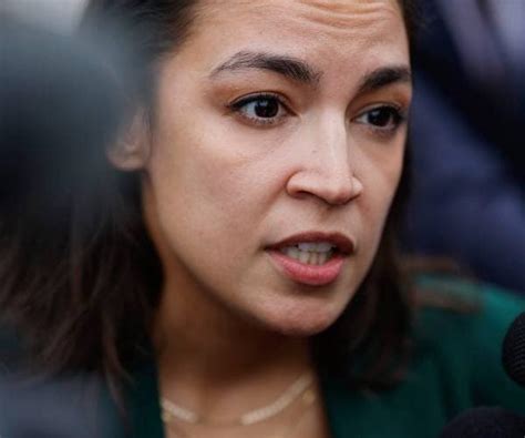 Ex Bartender Aoc Calls Elon Musk Unintelligent Gets Roasted