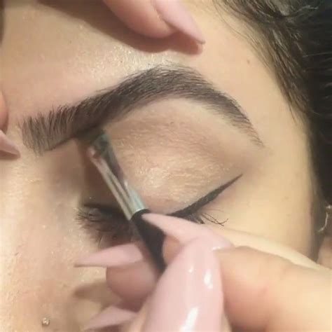 Perfect Eyebrows Makeup Tutorial