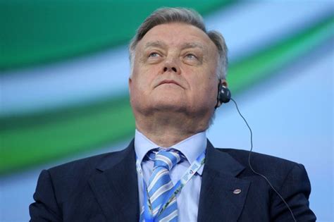 Якунин Төмөр замын нийгэмлэгийн ерөнхийлөгчийн ажлаа өгнө