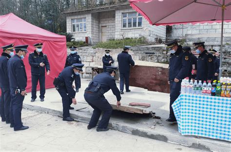 黄果树综合执法大队：开展环境卫生整治，营造靓丽景区环境经营