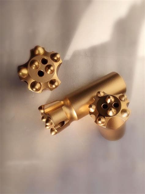 R S Rock Drilling Tools Tapered Drill Bits And Rods