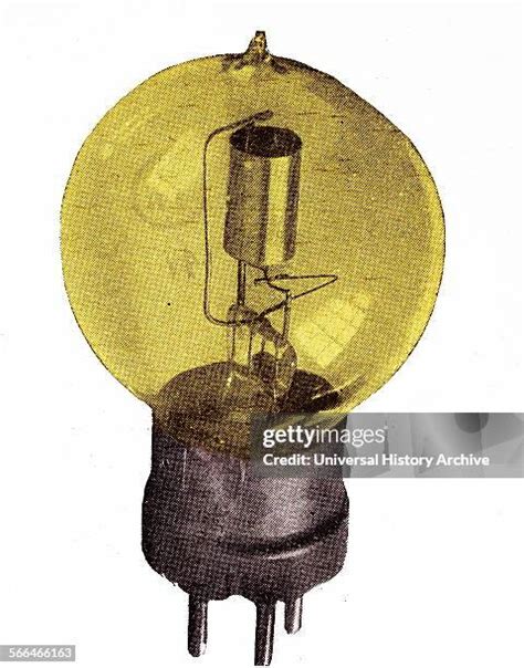 Thermionic Valve Photos Et Images De Collection Getty Images